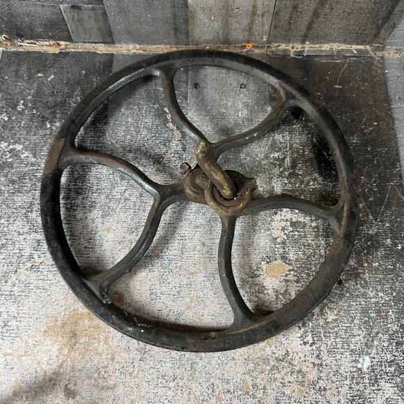 Singer | Other | Antique Singer Sewing Machine Cabinet Base Cast Iron ...